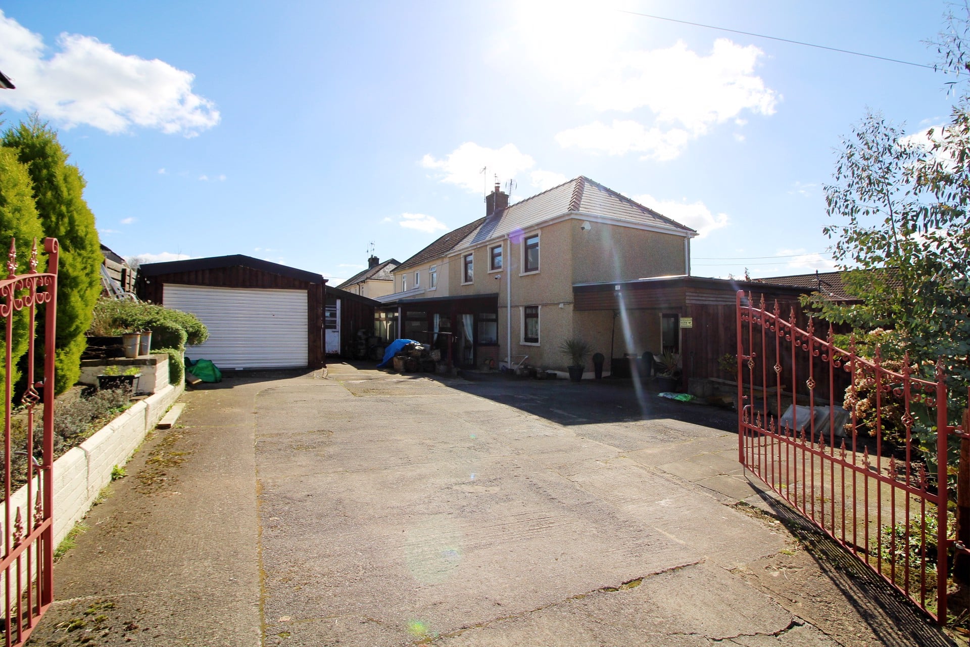 Lime Street, Rhydyfelin, Pontypridd, CF37 5BU - Sell Right
